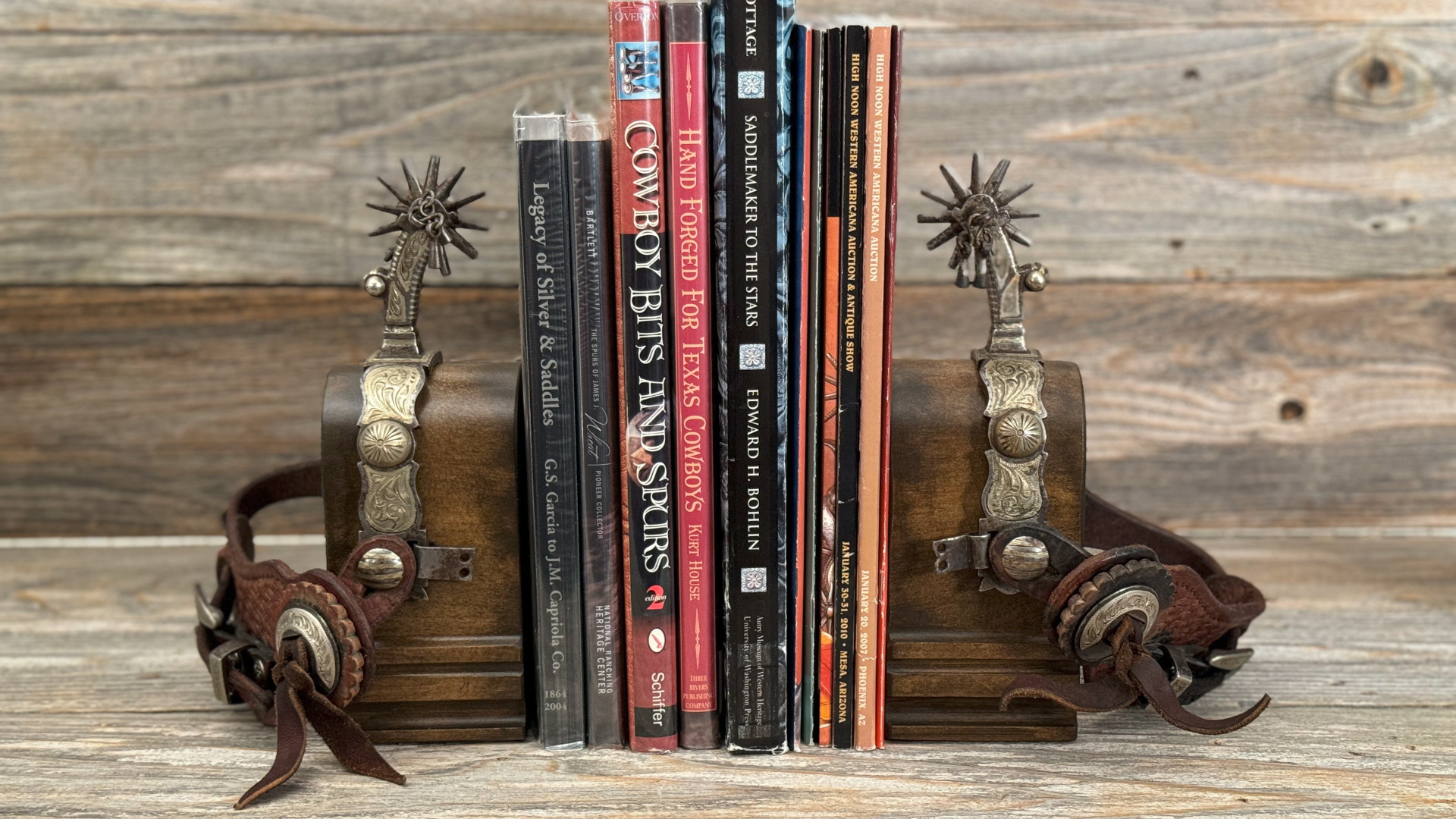 New Handmade Maple Wood Spur Display BOOK-ENDS